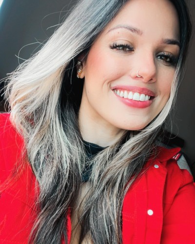 LARISSA SANCHEZ | Geral Geek